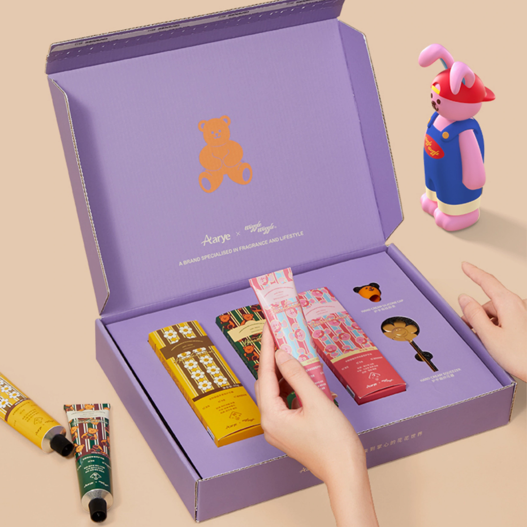 Aarye × Wigglewiggle Hand Cream Christmas 60g*3 Gift Set 安野屋×Wigglewig ...