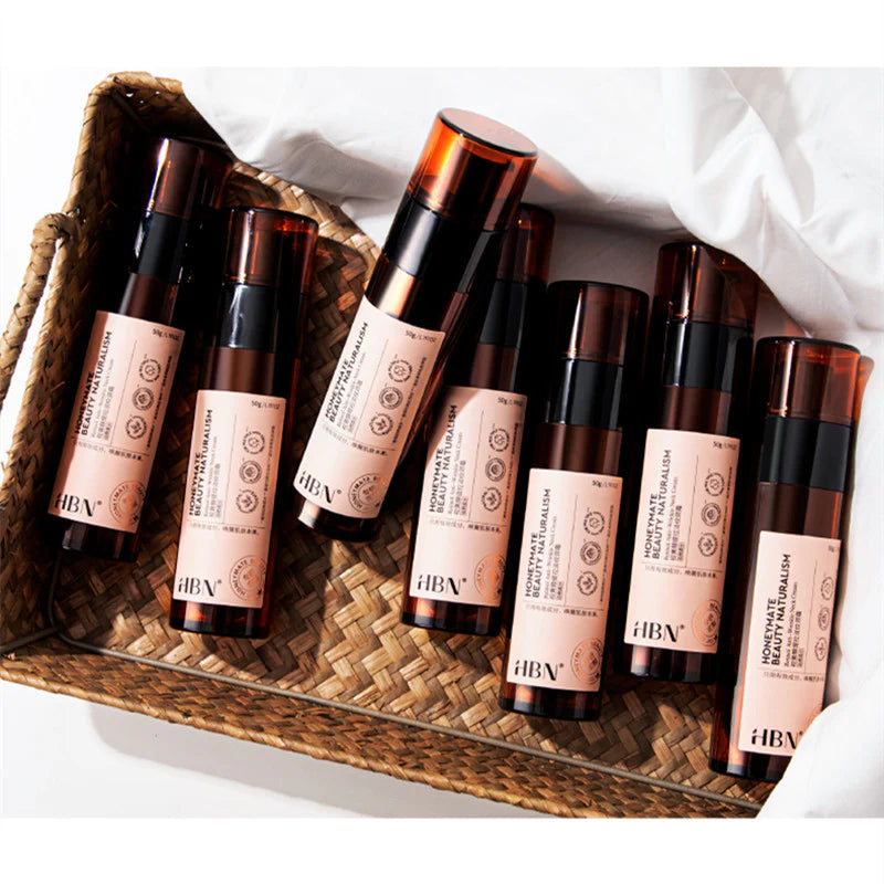 HBN Double Retinol Nicotinamide Anti-wrinkle Neck Cream 50ml HBN视黄醇双A醇 | CuteHart