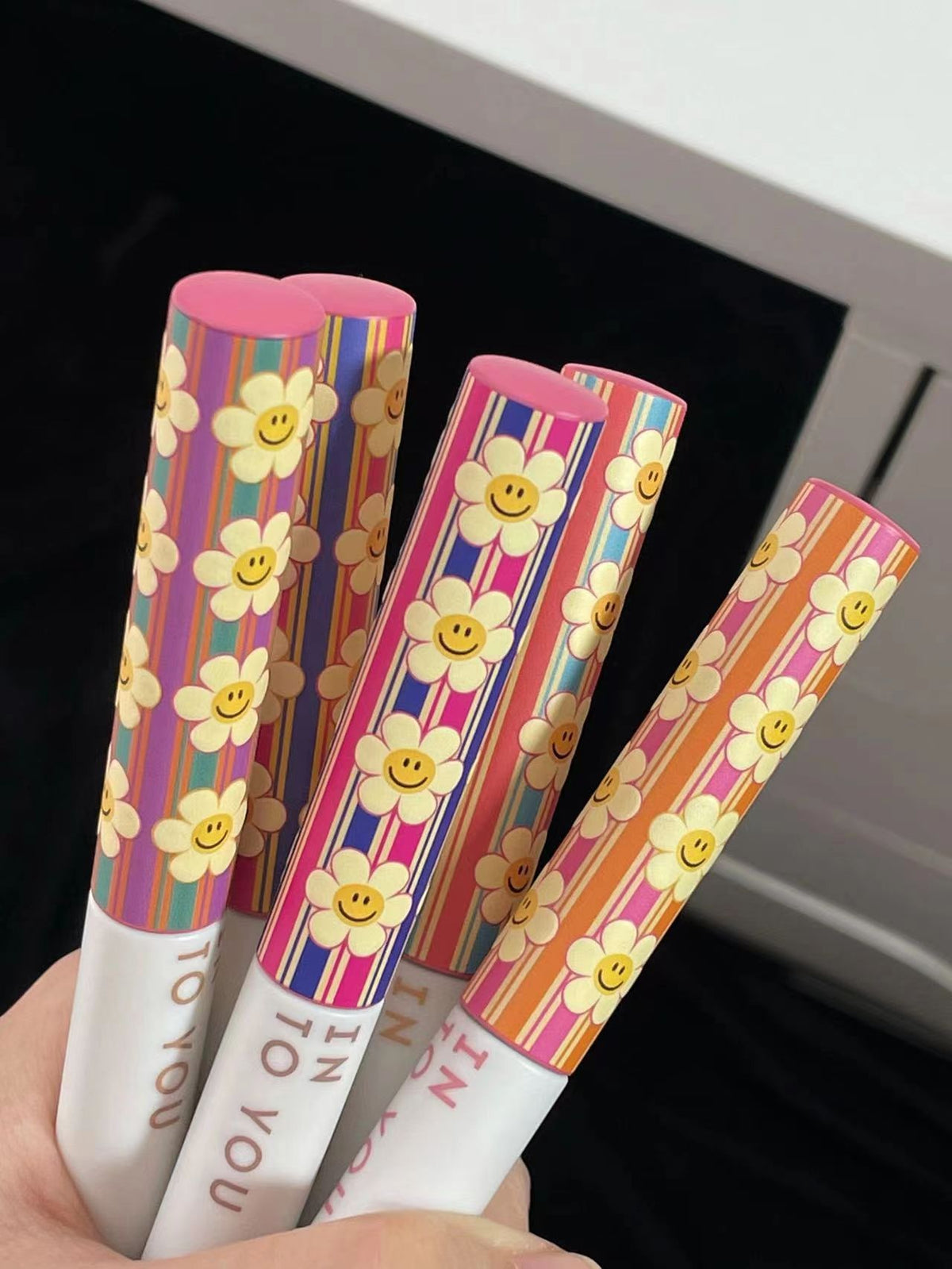 INTO YOU X Wiggle Wiggle Light Natural Matte Eyebrow Tint 3g 心慕与你 x Wi ...