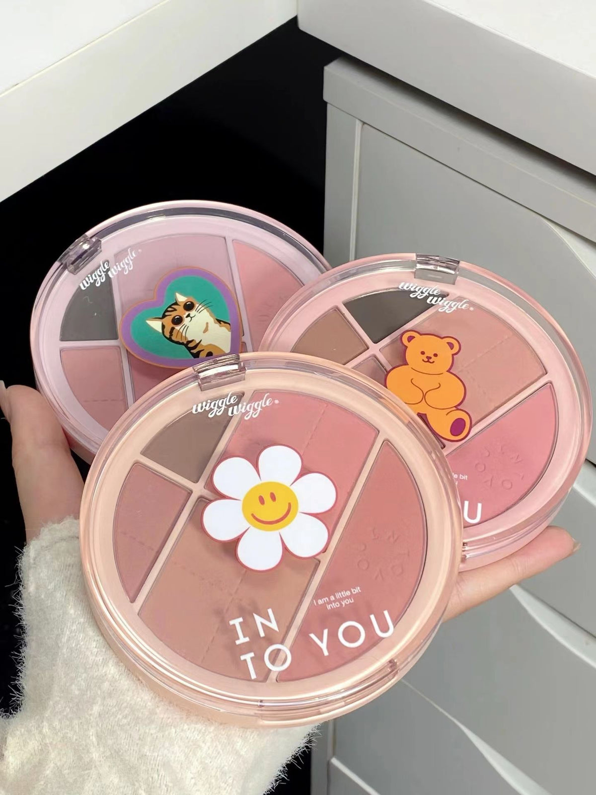 INTO YOU X Wiggle Wiggle All-In-One Matte Makeup Palette 12g 心慕与你 x Wi ...