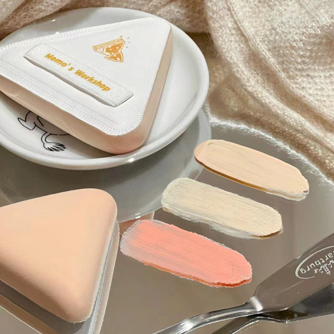 Momo's Workshop Cheese Air Triangle Makeup Puff 毛吉吉芝士空气三角粉扑 | CuteHart